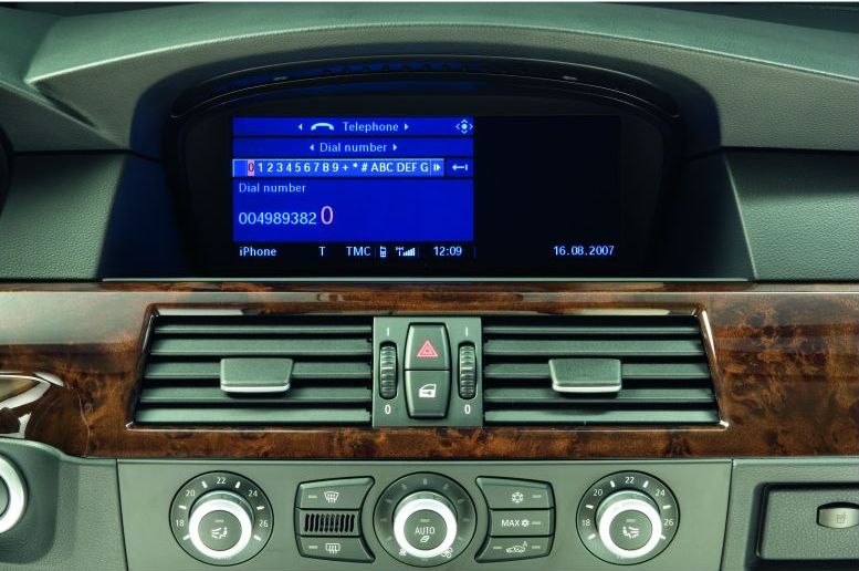 Full iPhone integration in BMW & MINI - Xoutpost.com