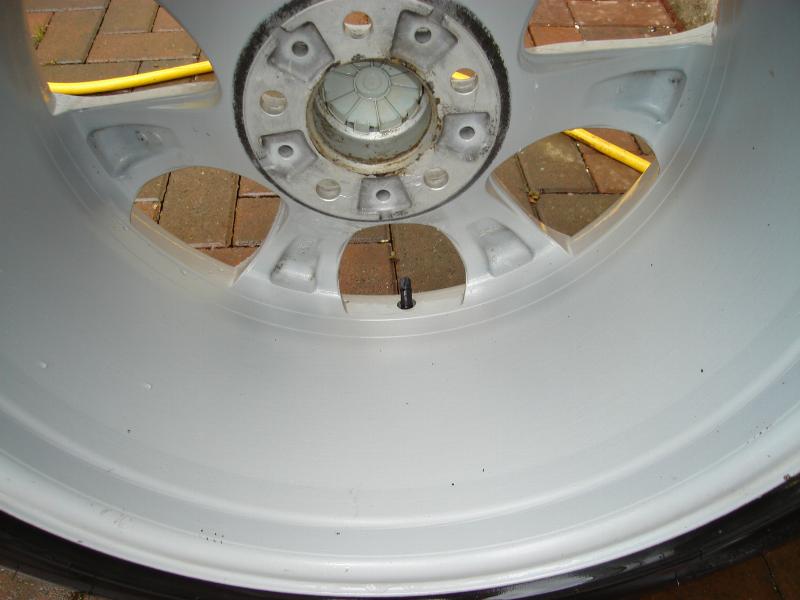 Flaking alloy wheel - Xoutpost.com